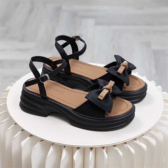 Giày Nữ MWC - MWC